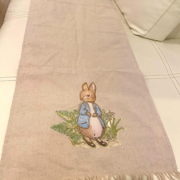 Pottery Barn Kids | Dining | Pottery Barn Kids Easter Rabbit Table ...